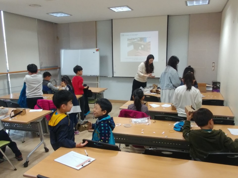 소나무언덕잠실본동 작은도서관 도서관에서 느끼는 It 한국지역사회교육협의회 연합kace연합